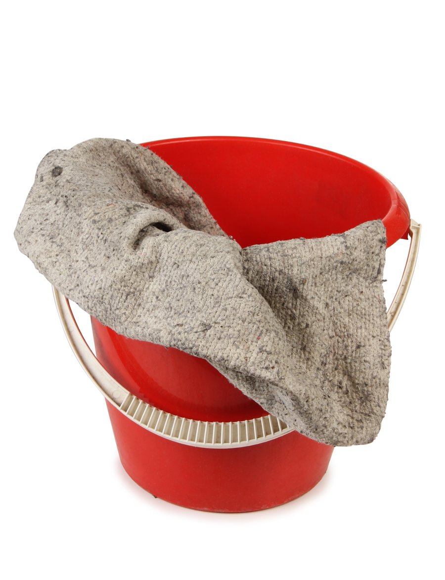 Commercial Office Cleaning Requires More Than a Rag & A Bucket